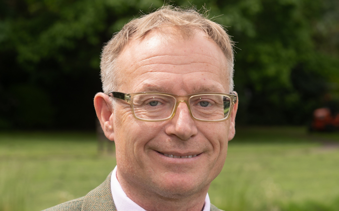 Council chiefs threaten Government with legal action over ‘Rayner’s ...