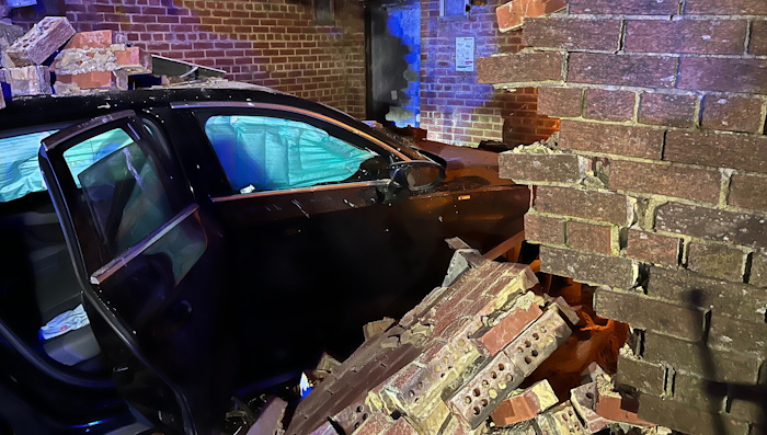 Driver runs off after crashing car into building - Hambleton Today