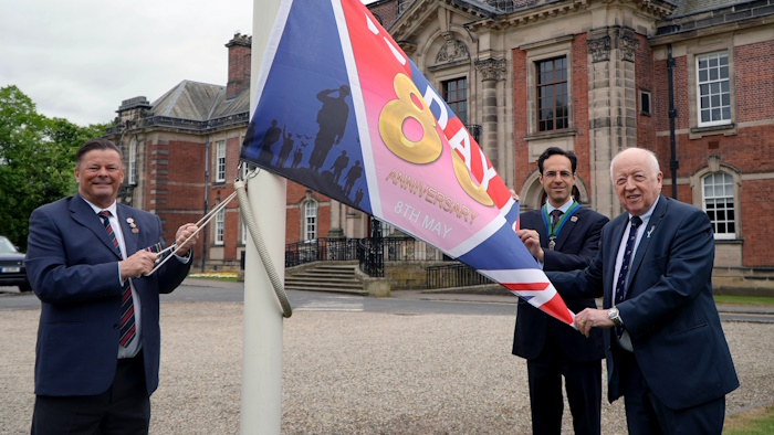 Council raises flag to mark VE Day anniversary - Hambleton Today