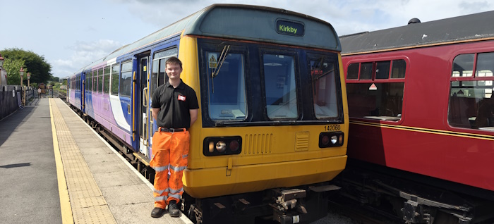 21-year-old qualifies as train driver with Wensleydale Railway ...